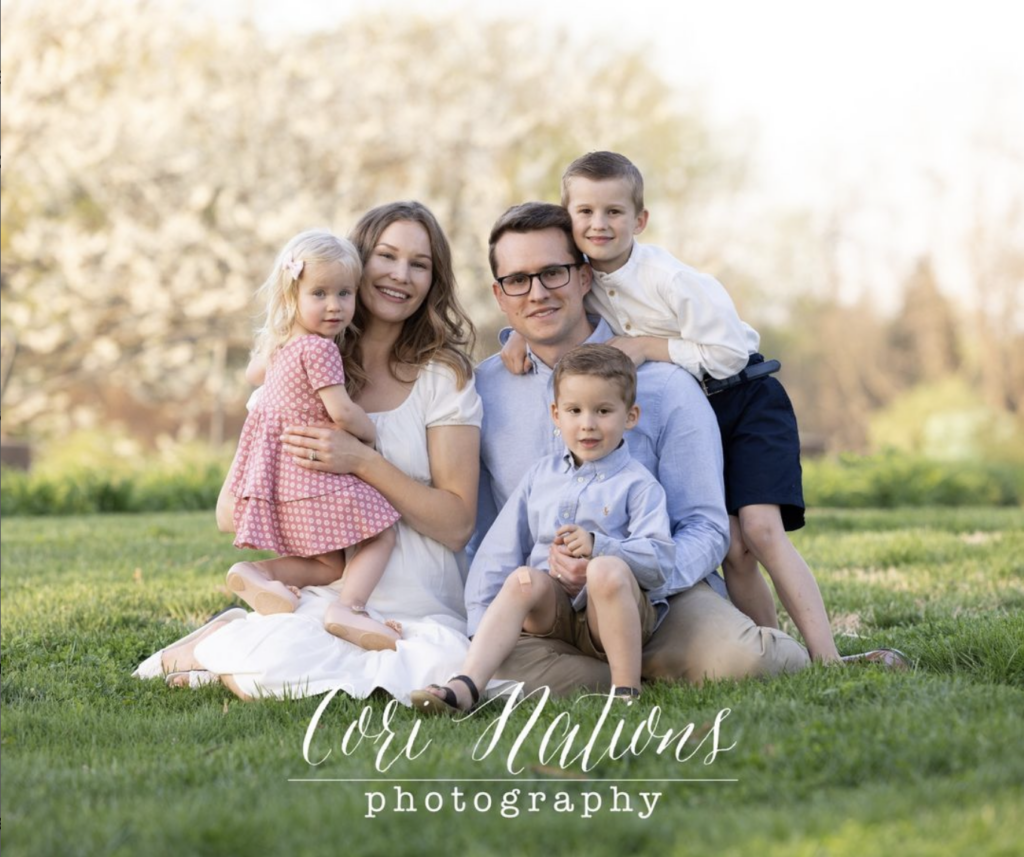 S4 Ep 18 - Bringing Spirit to the Family Through Pictures with Cori ...